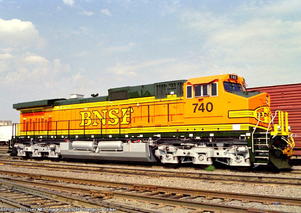 BNSF 740 C44-9W